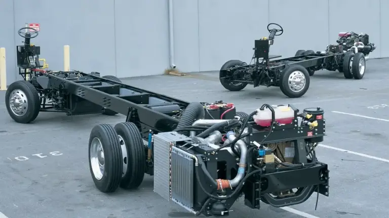 4 Common Freightliner RV Chassis problems and best solutions